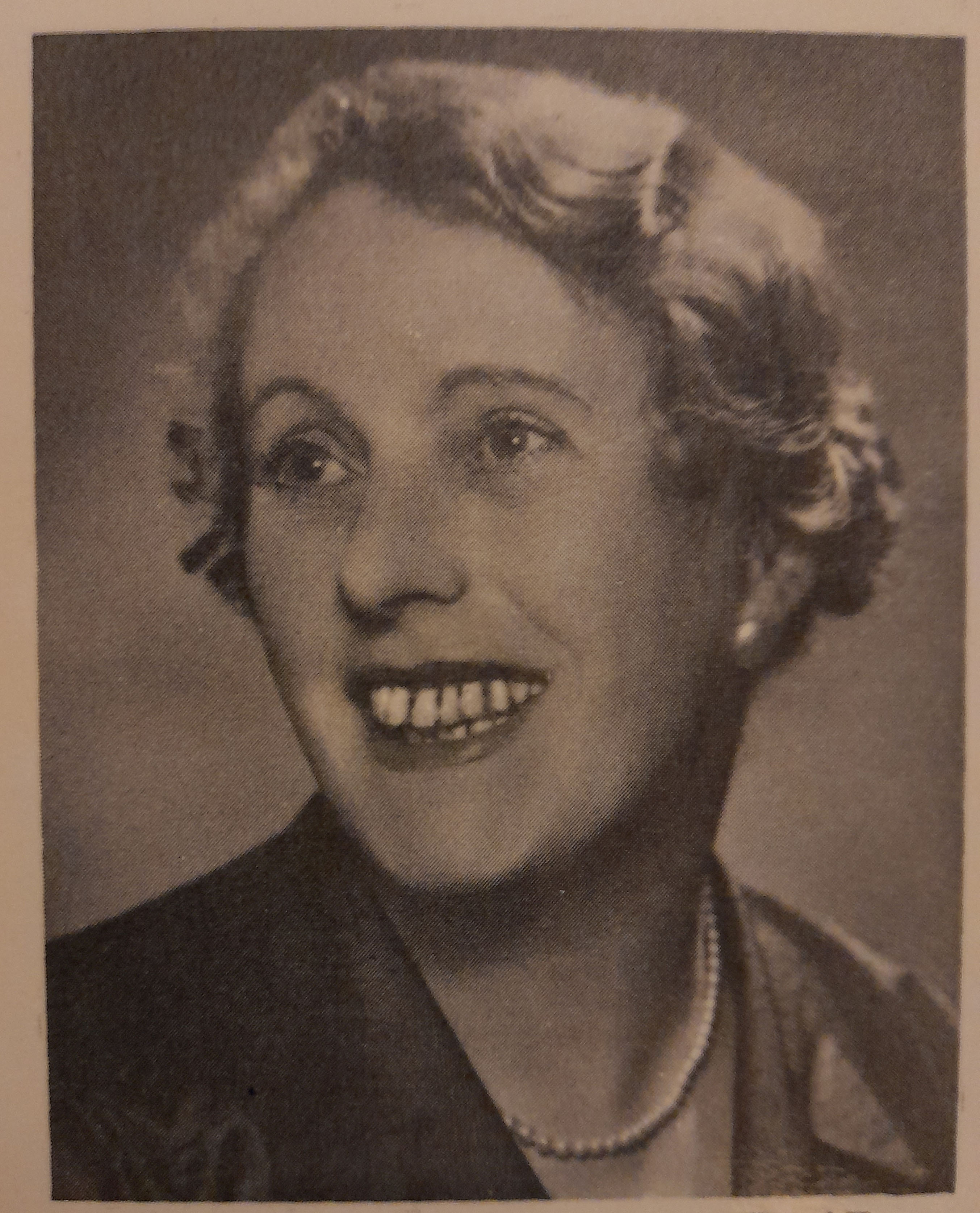 Ethelind Fearon: “doyenne of the lazy approach” | The Garden History Blog